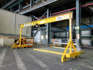 Battery Powered Gantry | Phoenix Lifting
